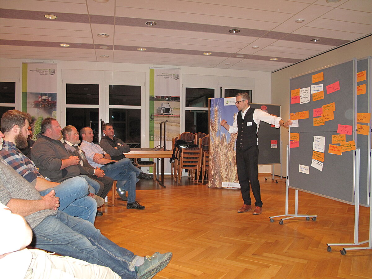 FiBL - Pelletierung von Kleegras, Stroh & Co. in der Rhein-Main Region